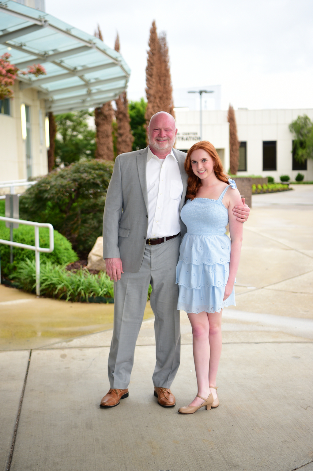 A Golden Evening for the Debutantes of the 60th Symphony Ball - EVENT ...